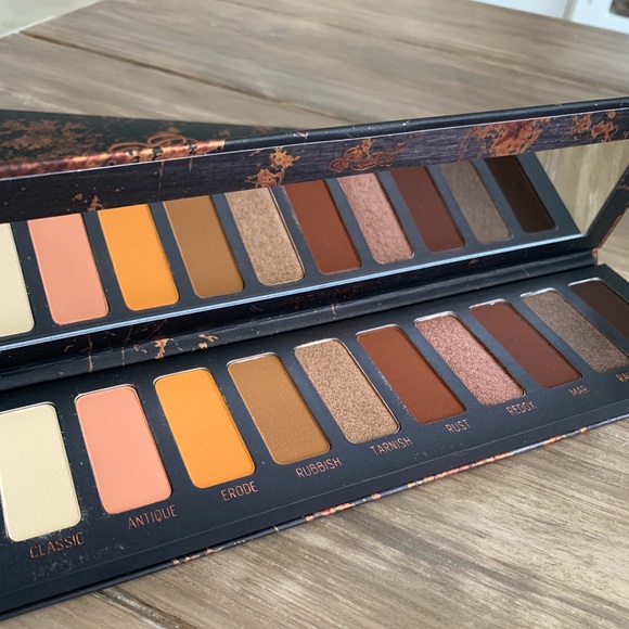 Melt Cosmetics | Makeup | New Melt Cosmetics Rust Eyeshadow Palette ...